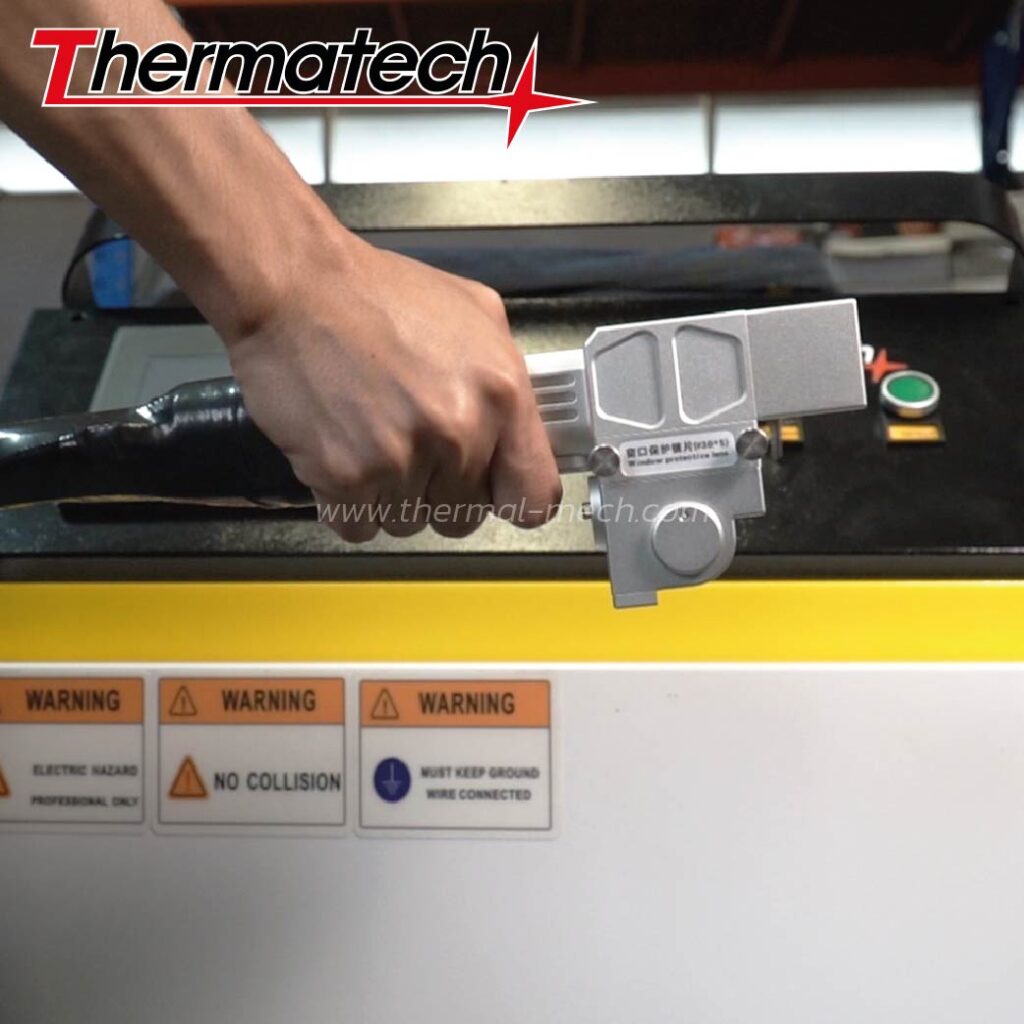 เครื่องกำจัดสนิม ด้วยไฟเบอร์เลเซอร์ Thermatech Model TM-LC ขนาด3000 ...